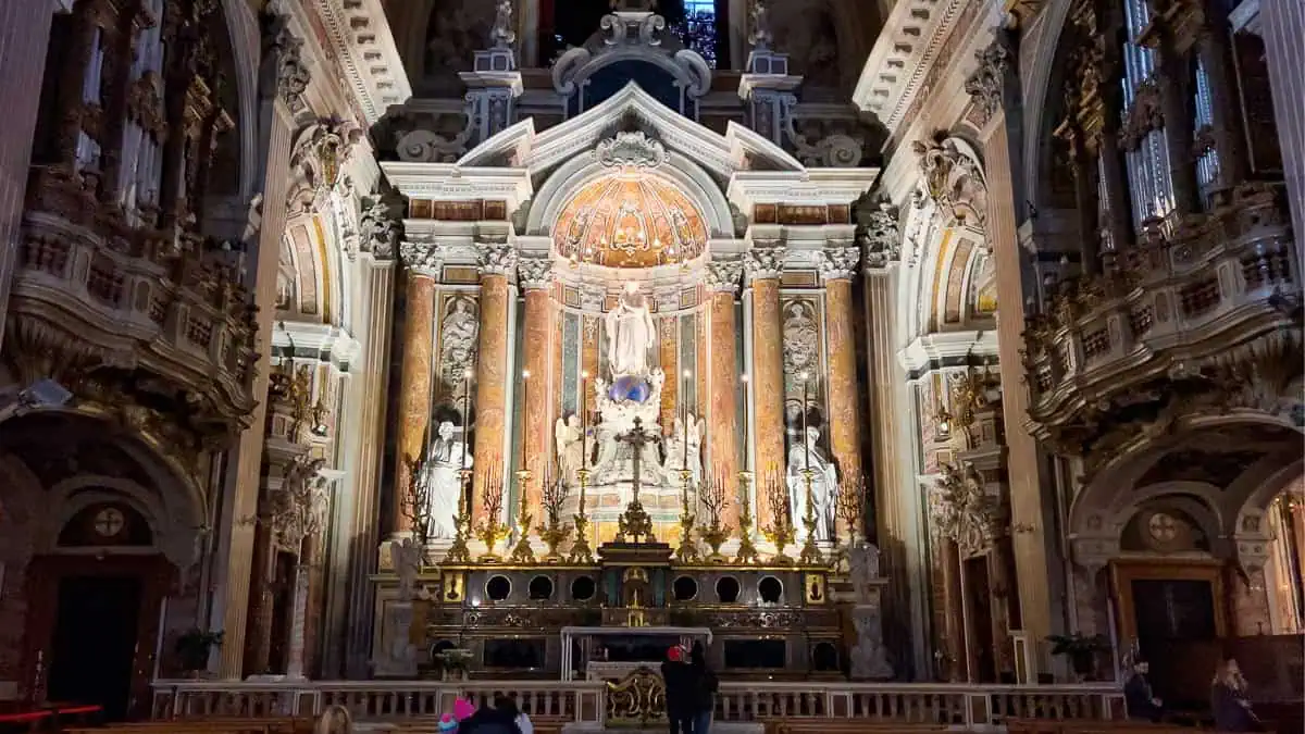 15 Amazing things to do in Naples - Italy's most under-rated city